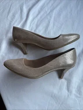 FIONI Clothing | Shoes | Fioni Clothing Silver Metallic Pointed Toe ...